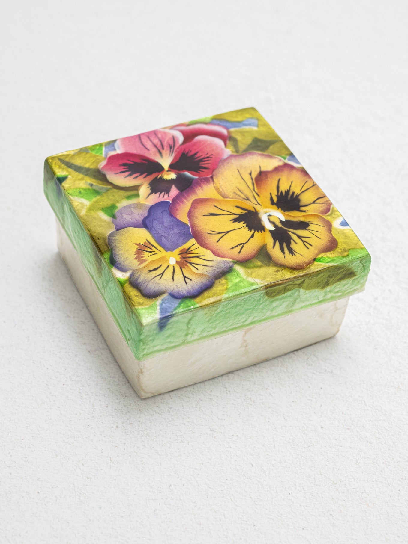 Pansy Capiz Shell Box – Holly Yashi