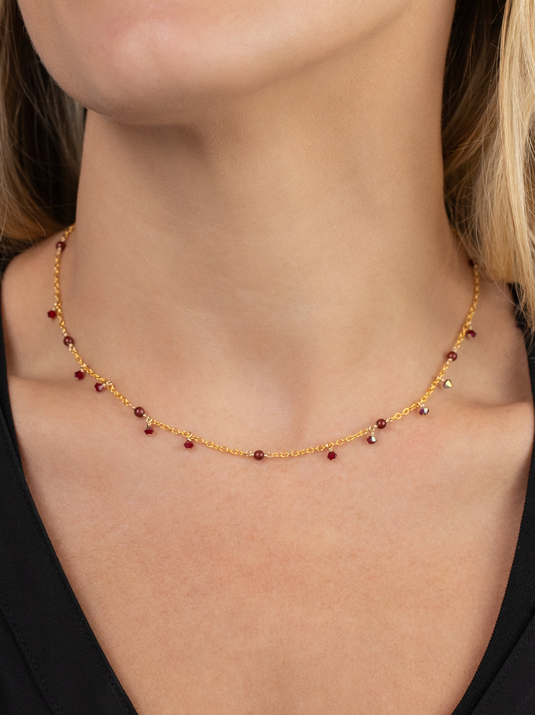 For elegance lovers or brides, the Cora Necklace is a statement of posh ...