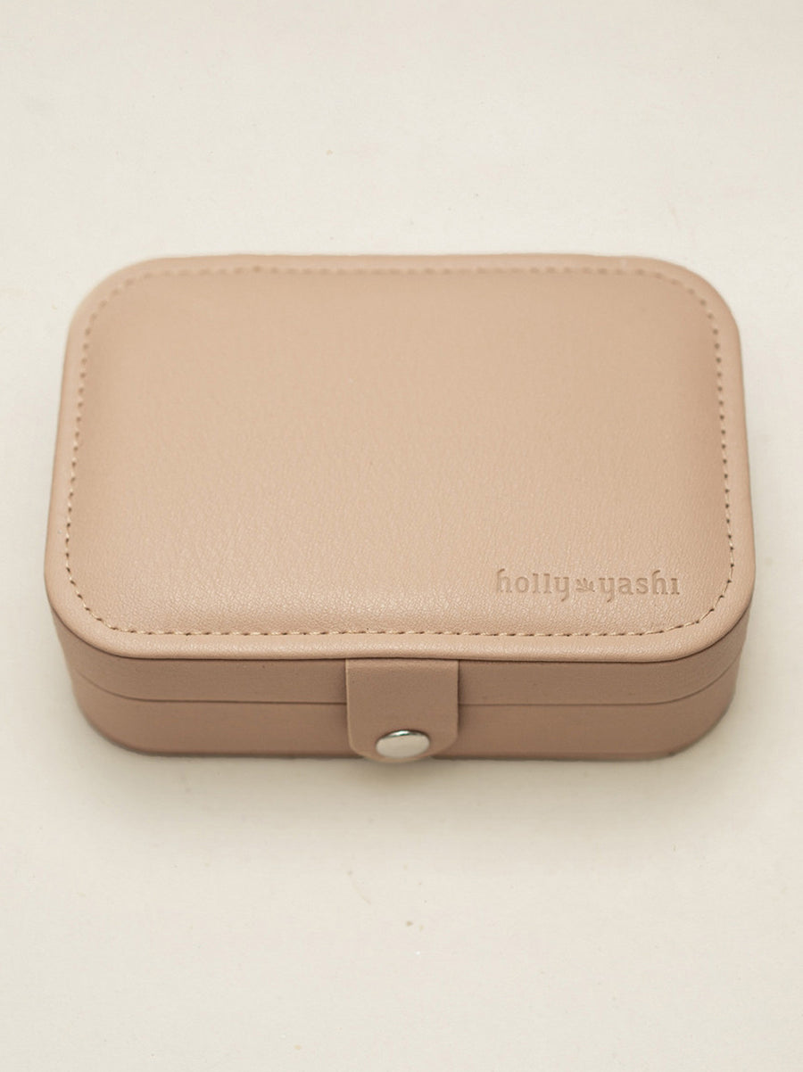 Holly Yashi Signature Jewelry Case - Pretty and practical jewelry case ...