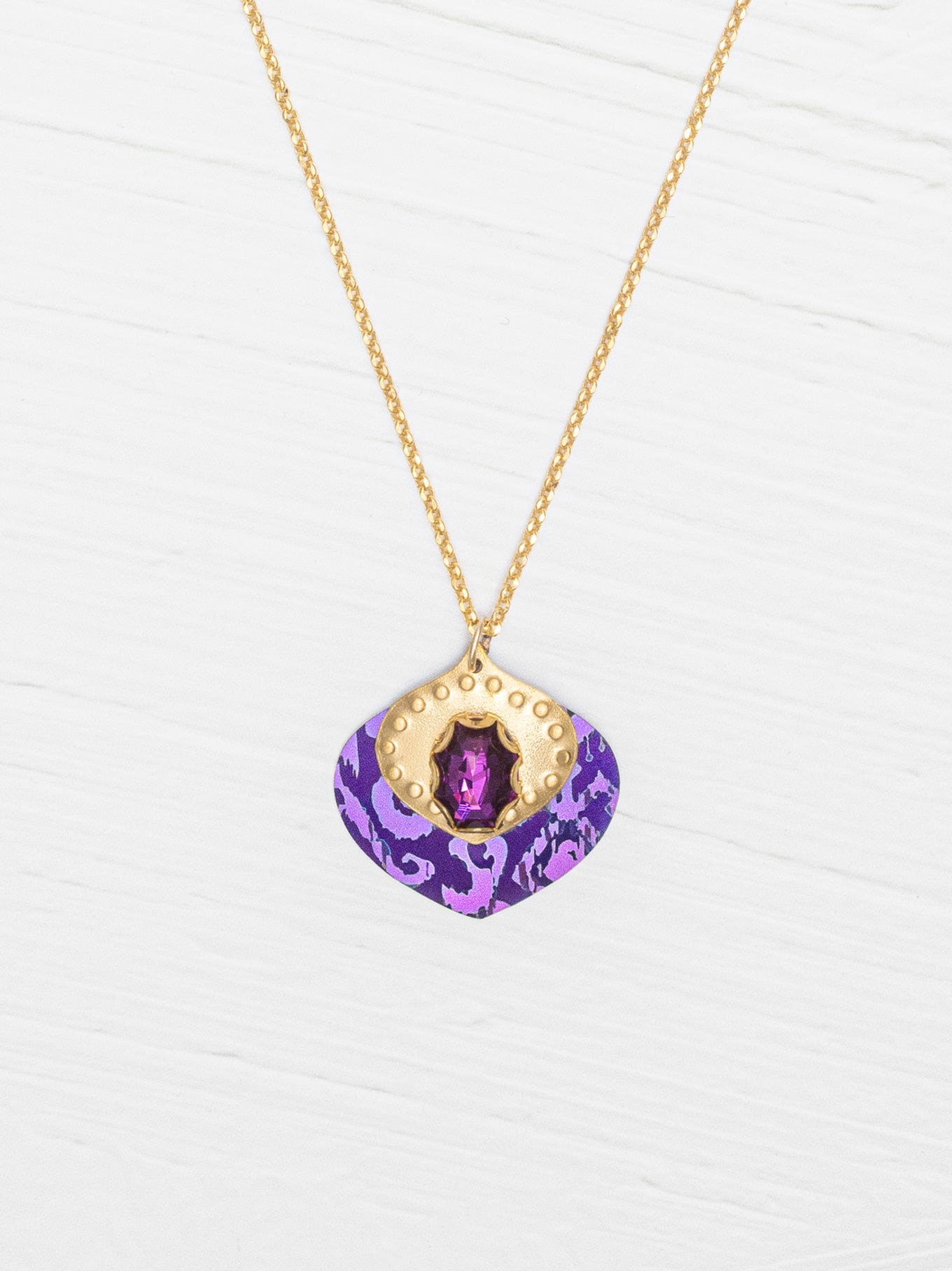 Arabella Pendant – Bold Violet, Golden Glow, Major Charm – Holly Yashi